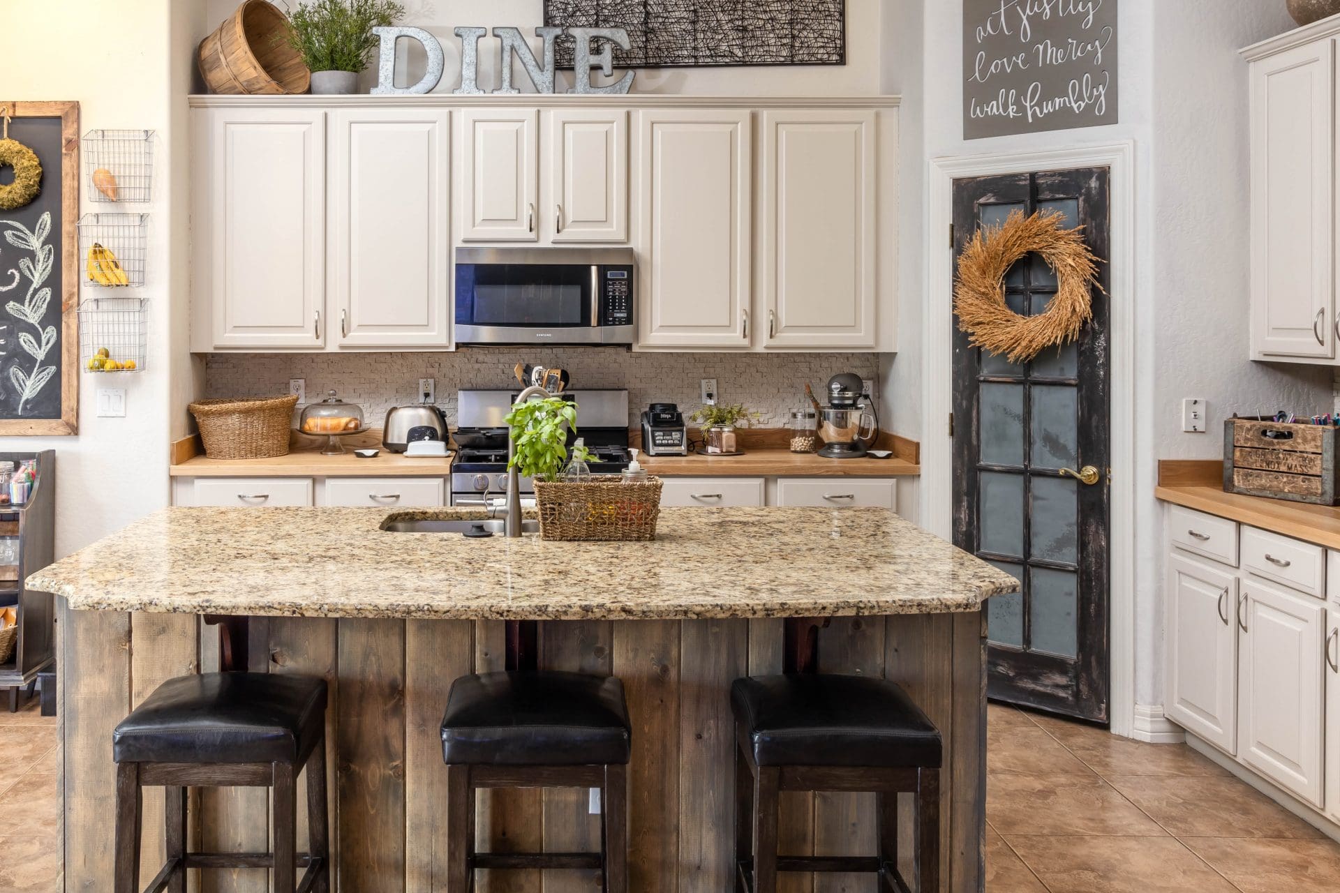 Reclaimed Hardwoods Countertops | Porter Barn Wood